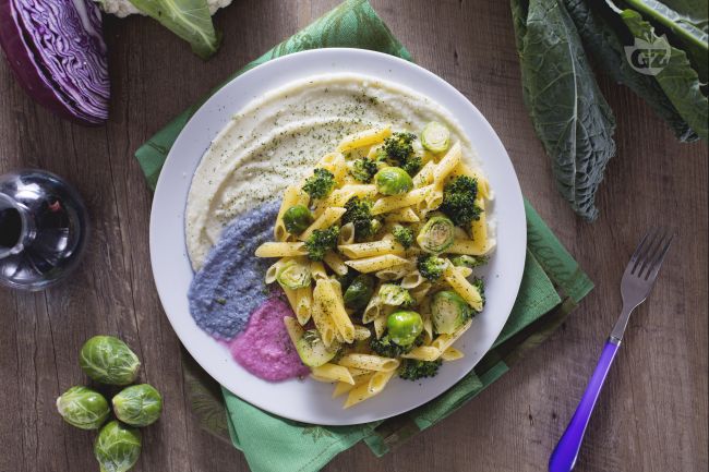Penne mit fünf Kohlarten - Italienische Rezepte von GialloZafferano